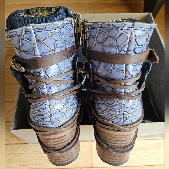 Freebird by Steven | Shoes | Freebird By Steven Navy Crue Boots | Poshmark